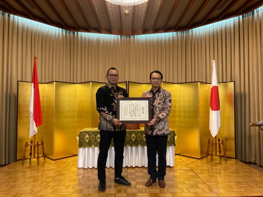 Upacara Pemberian Penghargaan Kepala Perwakilan di Luar Negeri kepada ...